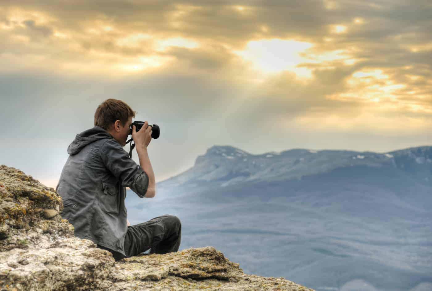 Best HDR Cameras for Photography (includes 2 Smartphones)